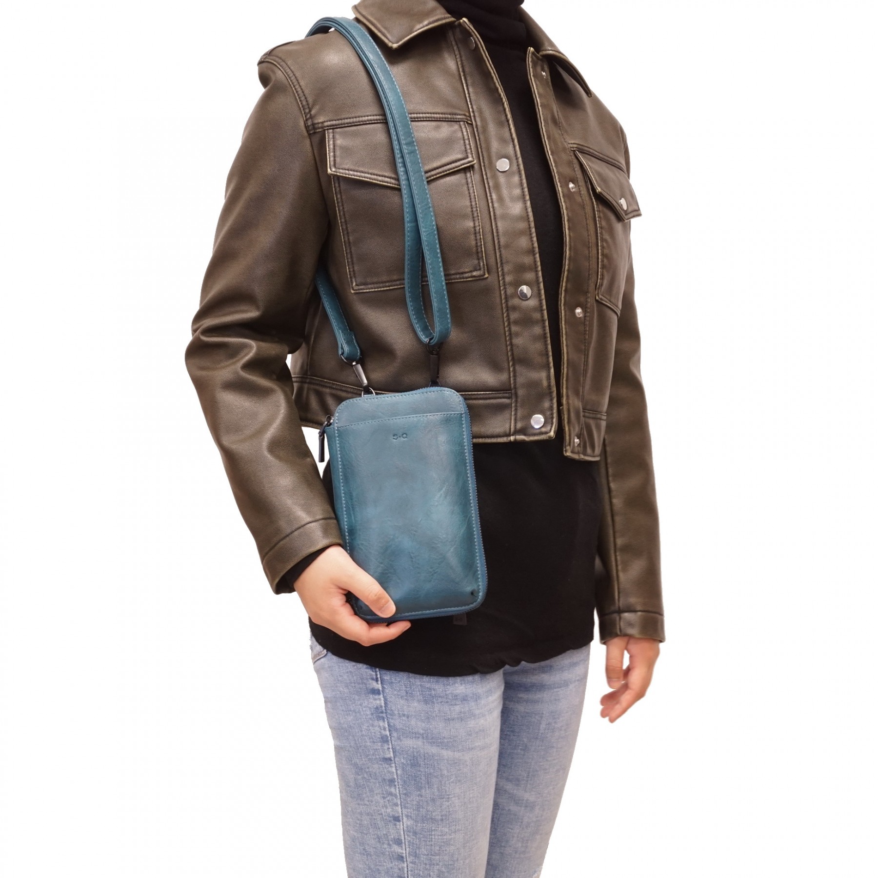 Winzley Passport Pouch